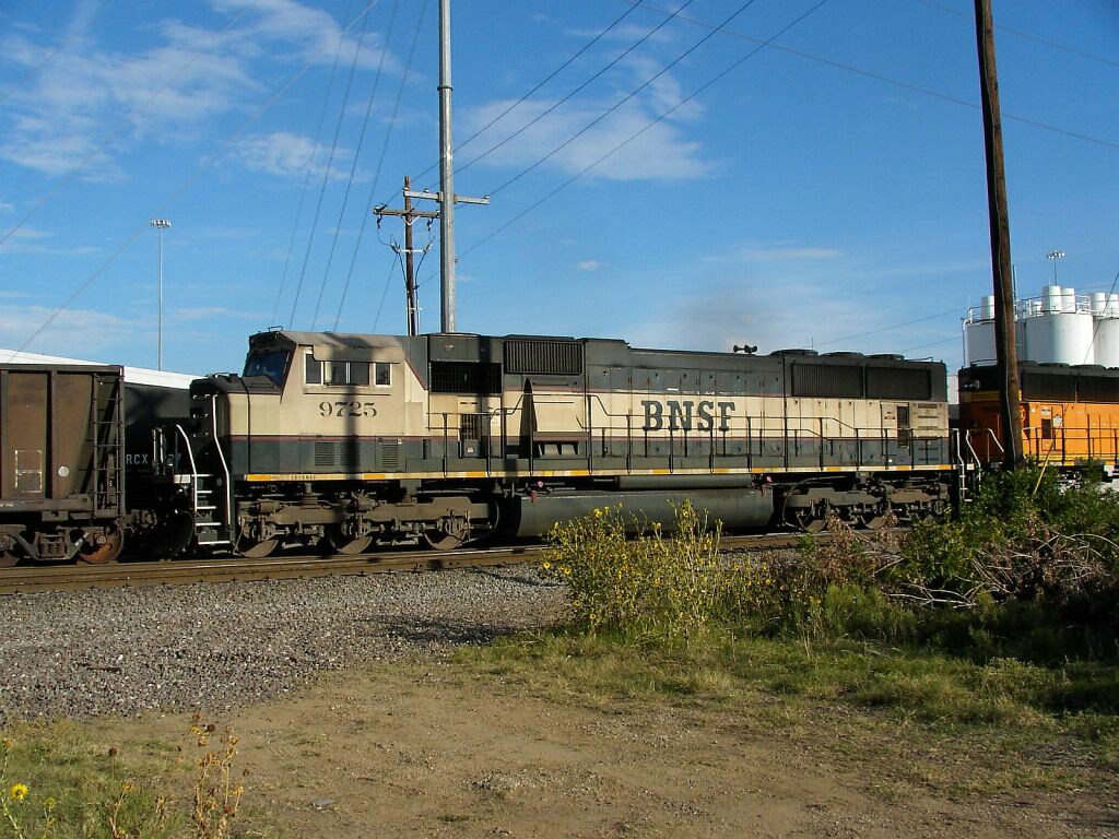 BNSF 9725